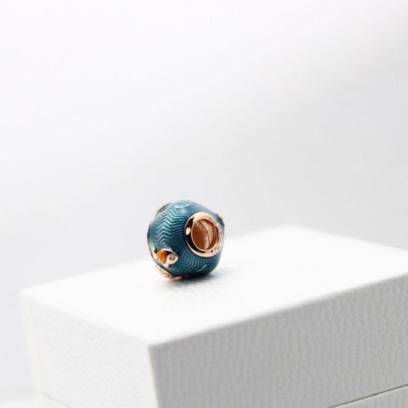 Pandora | Jewelry | Pandora Shimmering Ocean Waves Fish Charm | Poshmark